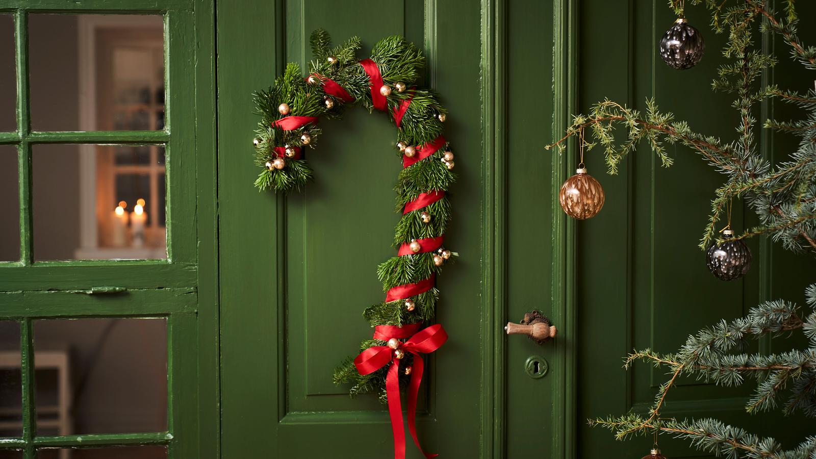 Sukkerstang som julekrans | DIY-prosjekter | Søstrene Grene