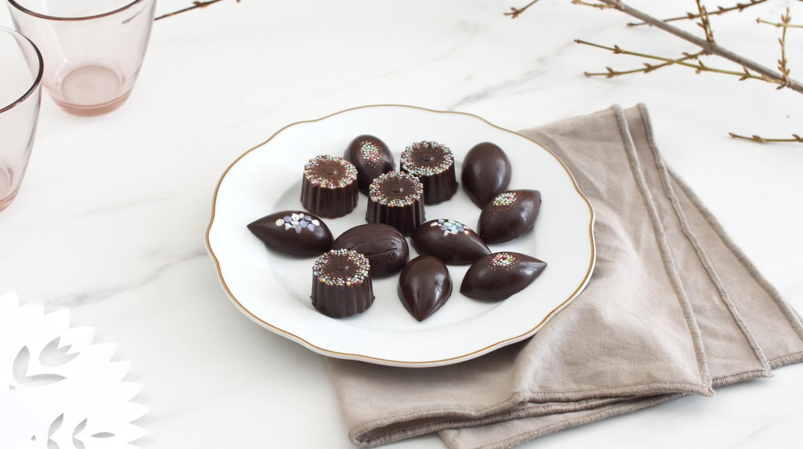 Make filled Easter chocolates | Recipe | Søstrene Grene