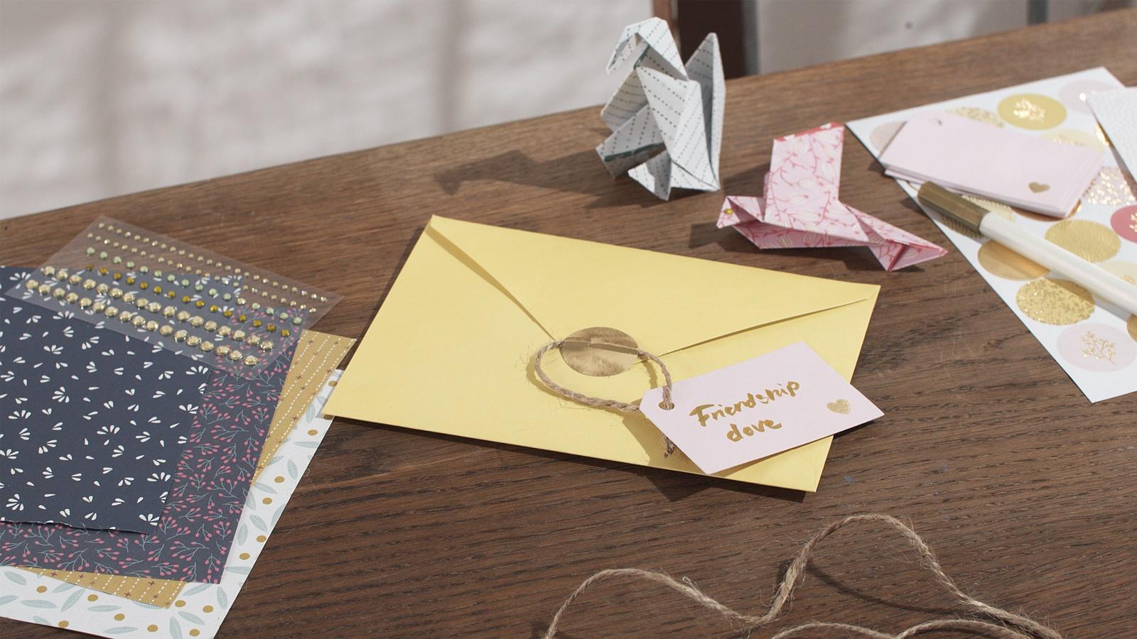 Vouw een duif met origamipapier | DIY-projecten | Søstrene Grene