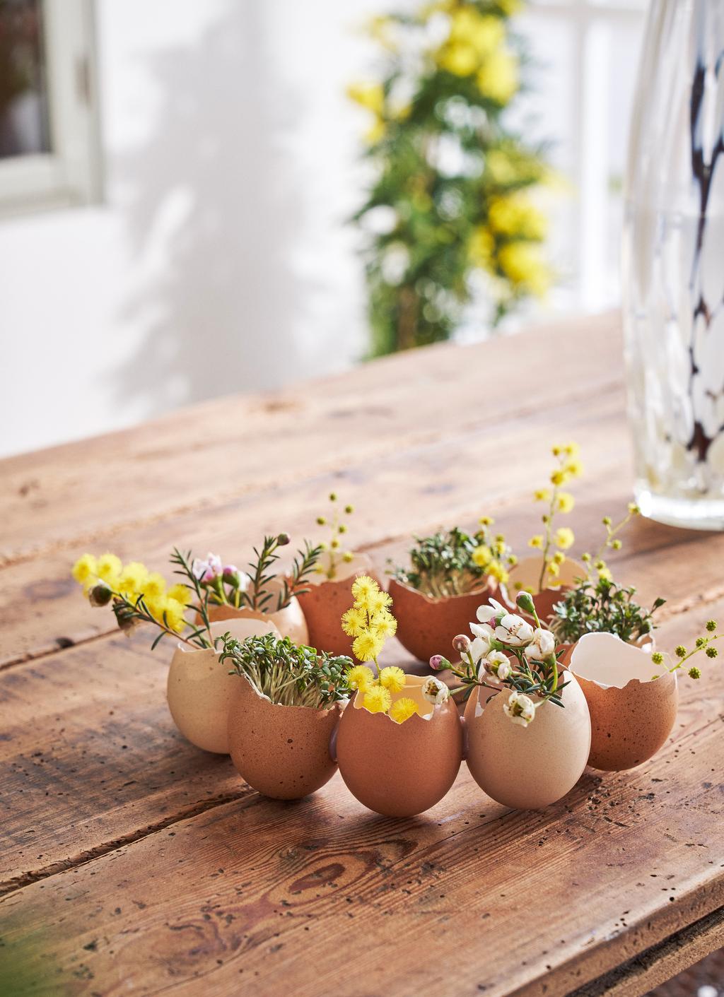 egg shell easter decorations
