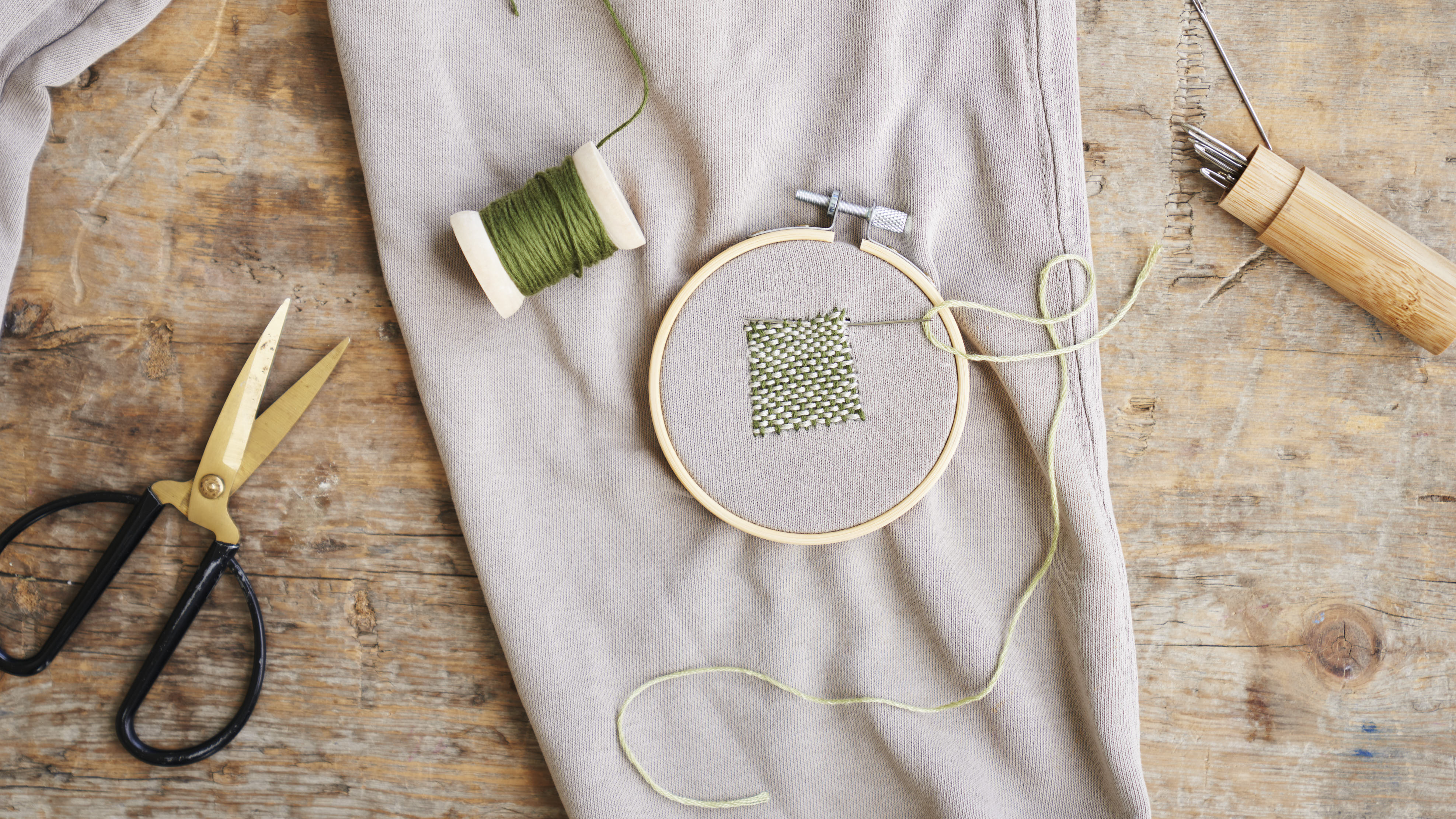 Mend your clothes with weavings | DIY-projects | Søstrene Grene